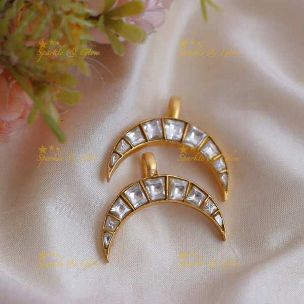 Crescent Jadau Kundan Bugadi Earrings – Elegant Design – Sparkle and Glow